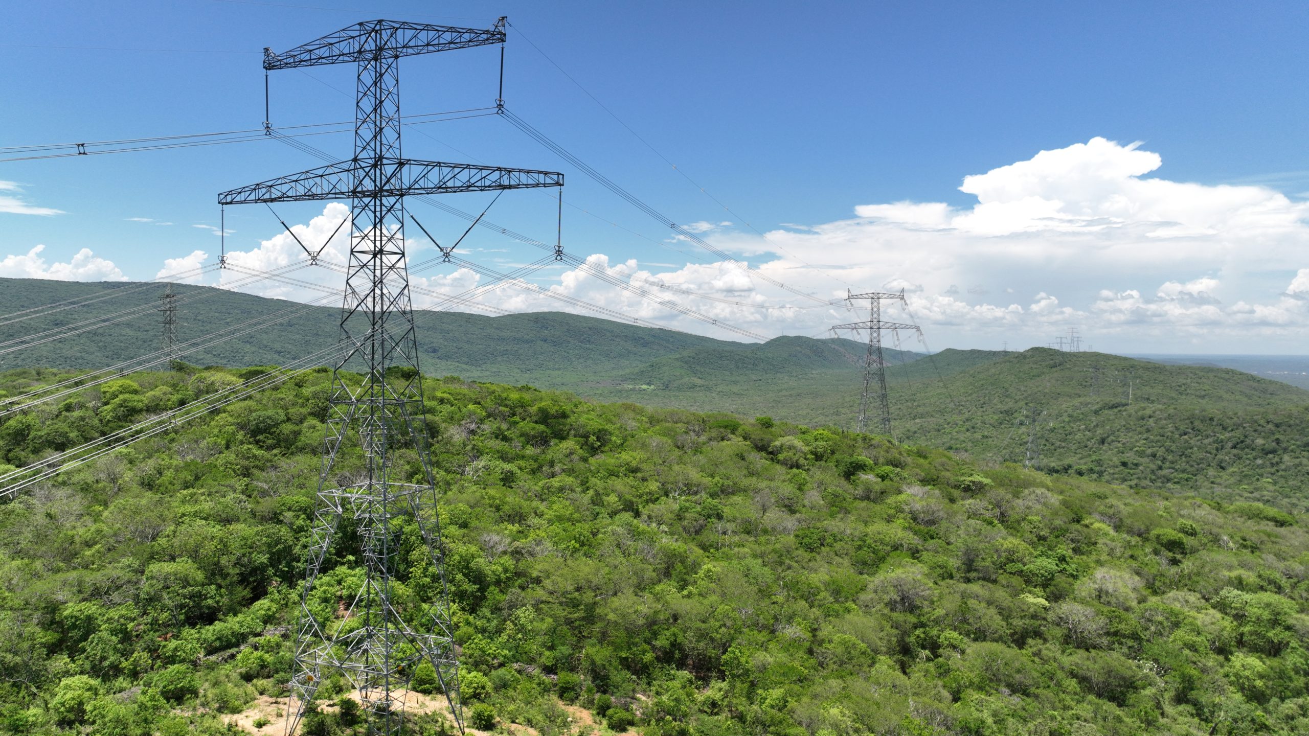 INTERCOLOMBIA se convierte en ISA ENERGÍA y asume la administración de ...